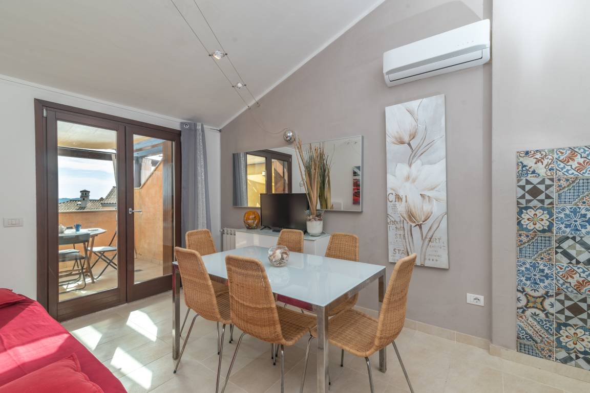 85 M² Apartment ∙ 2 Bedrooms ∙ 6 Guests - La Maddalena