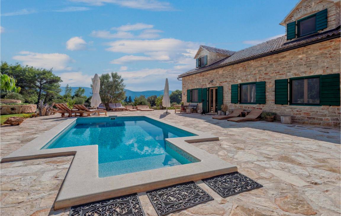 120 M² Casa ∙ 5 Camere Da Letto ∙ 12 Ospiti - Bol