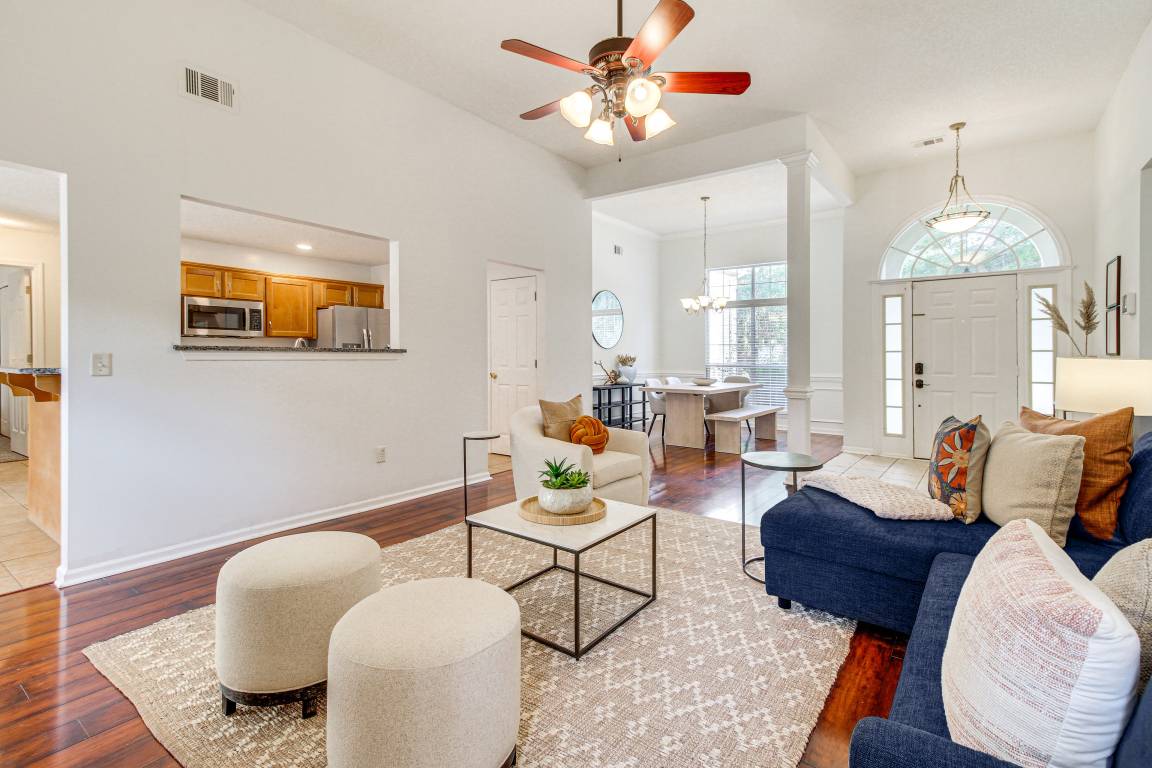 204 M² Casa ∙ 4 Habitaciones ∙ 10 Huéspedes - Pooler, GA