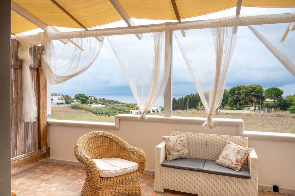 40 M² Huis ∙ 1 Slaapkamer ∙ 3 Gasten - Leporano