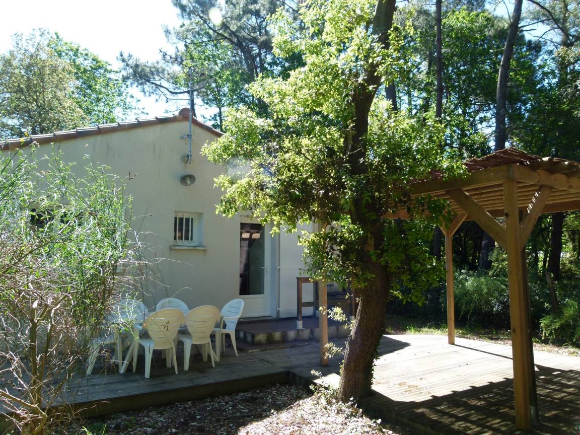 76 M² House ∙ 2 Bedrooms ∙ 4 Guests - Jard-sur-Mer