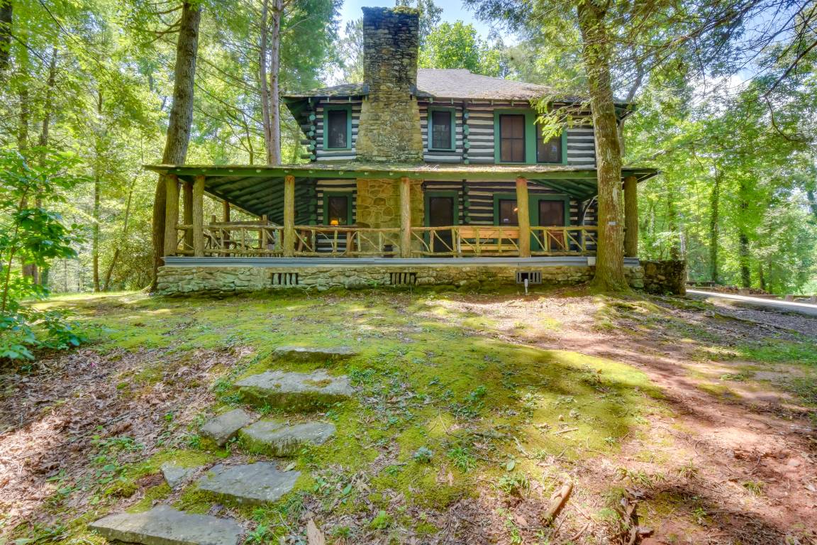 222 M² House ∙ 5 Bedrooms ∙ 10 Guests - Lake Jocassee