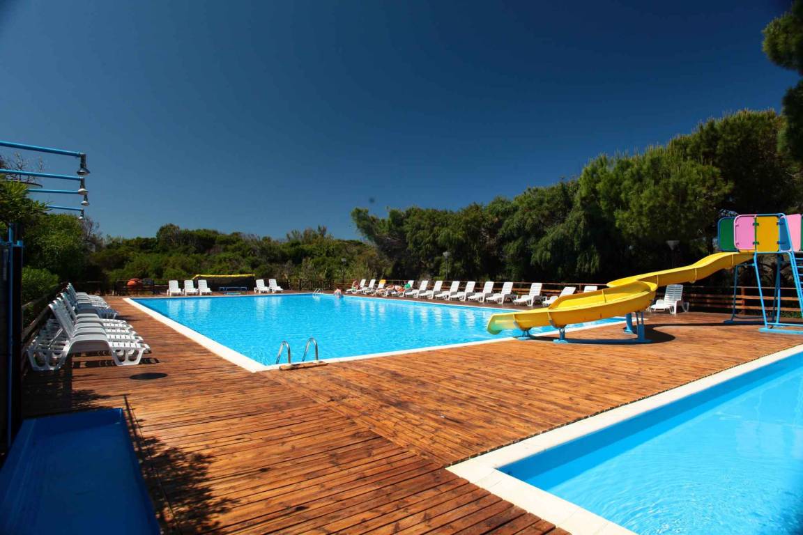 30 M² Caravan ∙ 3 Bedrooms ∙ 7 Guests - Sardinia Island