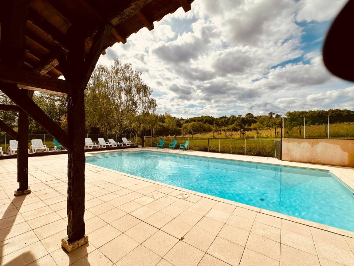 90 M² Cottage ∙ 2 Chambres ∙ 4 Personnes - Bergerac