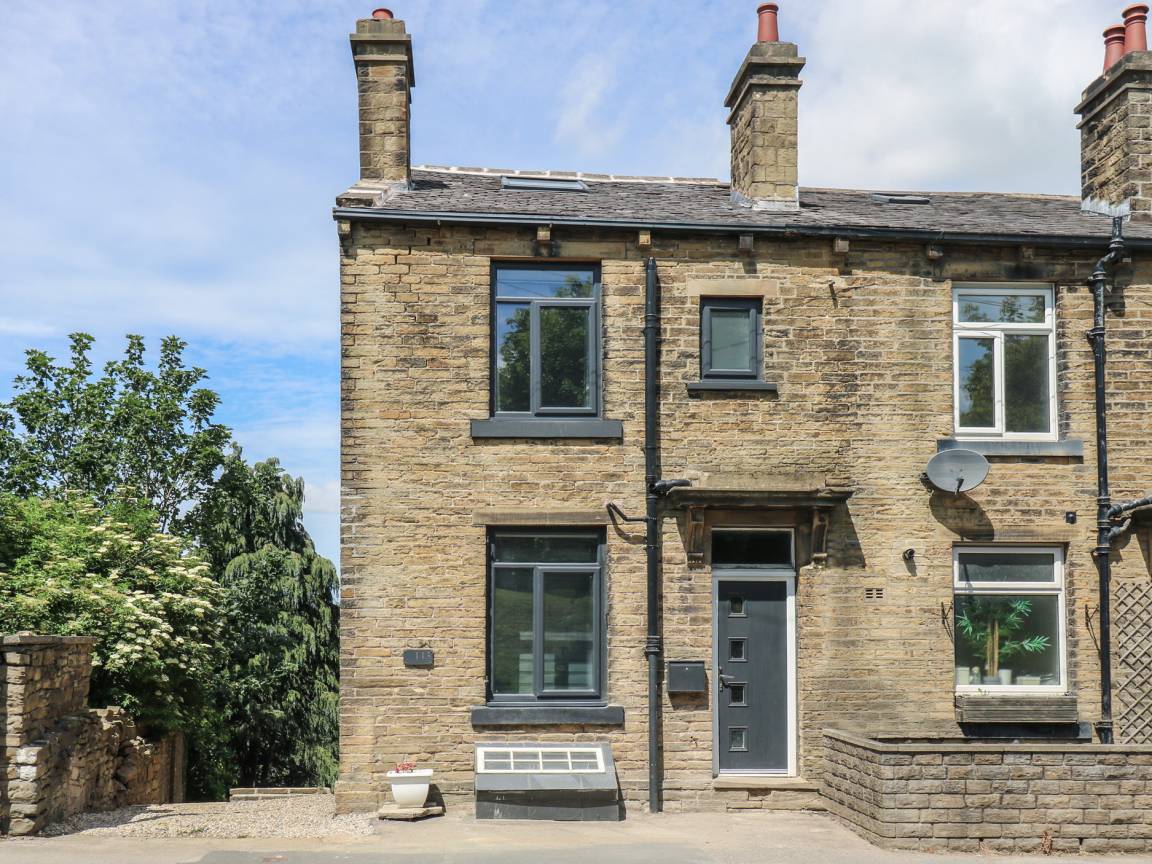 Cottage ∙ 2 Bedrooms ∙ 4 Guests - Ilkley