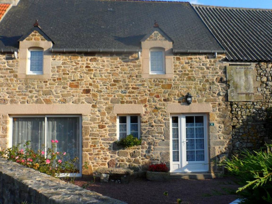 76 M² Cottage ∙ 2 Chambres ∙ 4 Personnes - Auderville