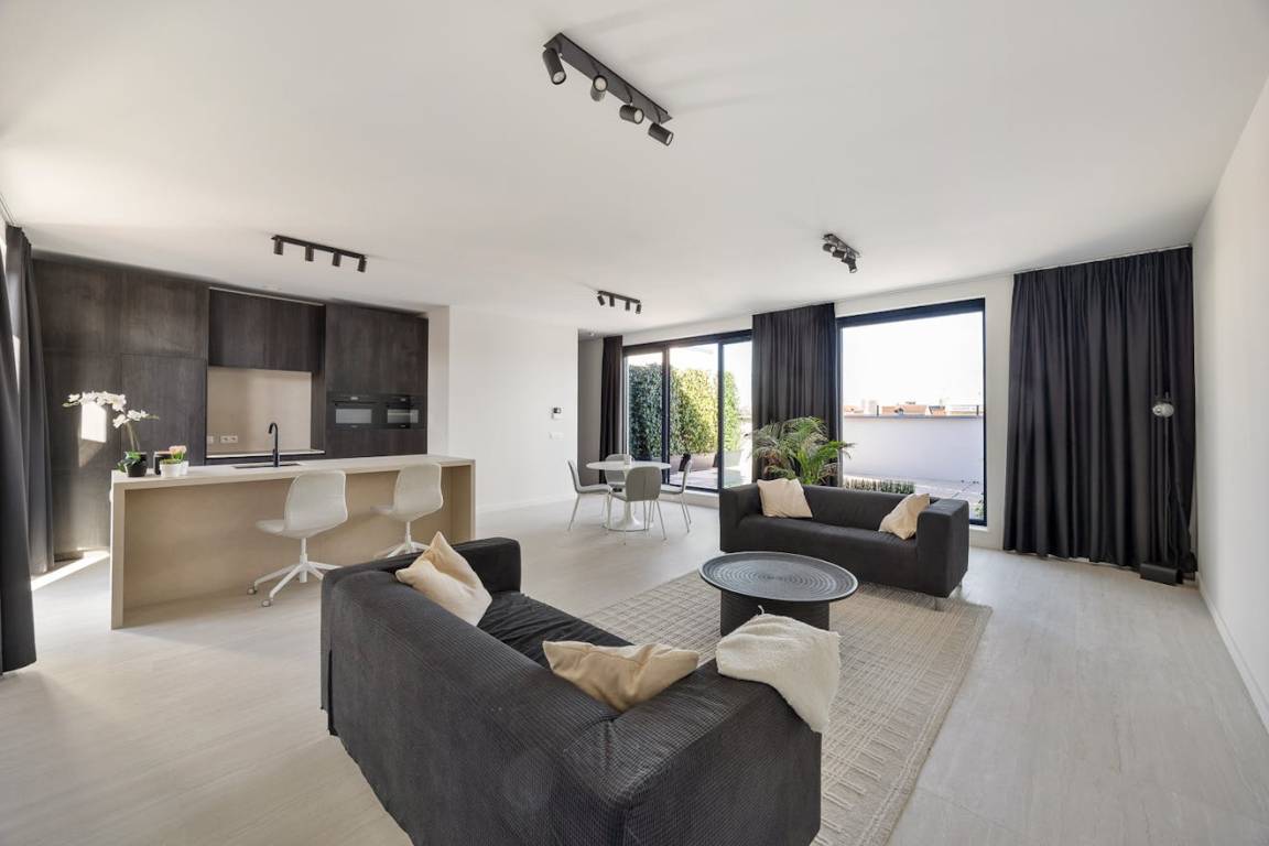 125 M² Ferienwohnung ∙ 2 Schlafzimmer ∙ 4 Gäste - Antwerp