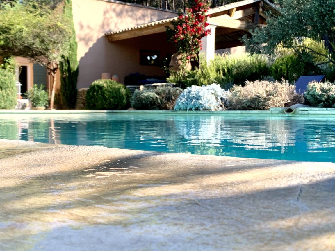 148 M² Villa ∙ 3 Chambres ∙ 6 Personnes - Lauris