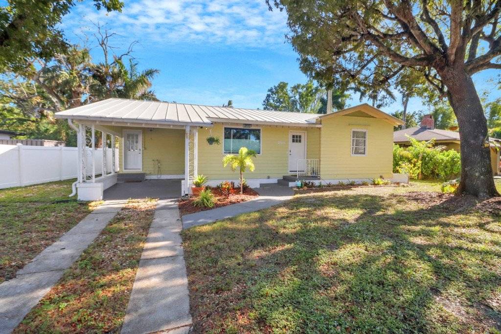 141 M² Ferienhaus ∙ 3 Schlafzimmer ∙ 6 Gäste - Fort Myers, FL
