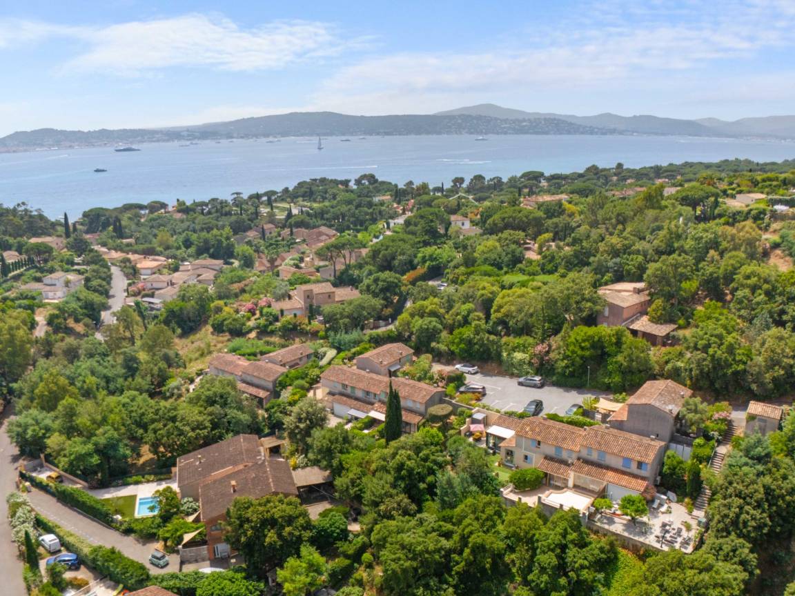52 M² Maison De Vacances ∙ 1 Chambre ∙ 4 Personnes - Saint-Tropez