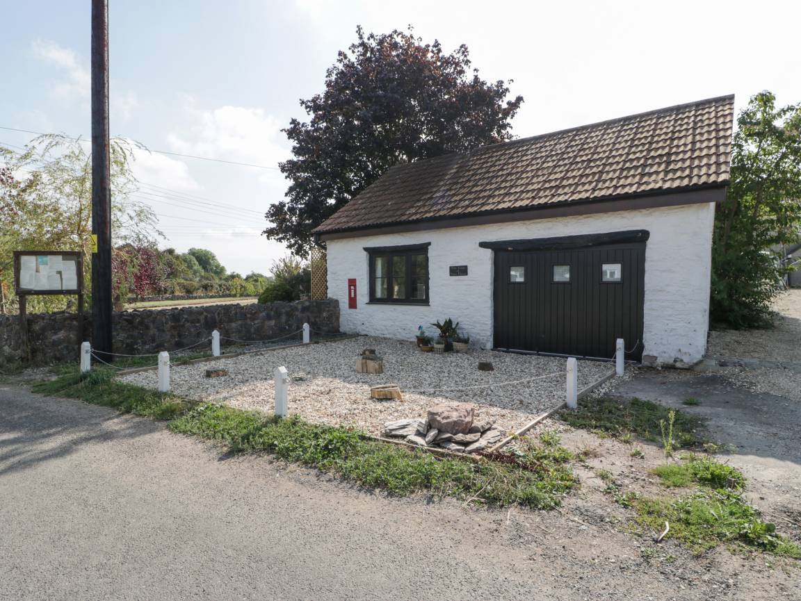 Cottage ∙ 1 Bedroom ∙ 2 Guests - Taunton