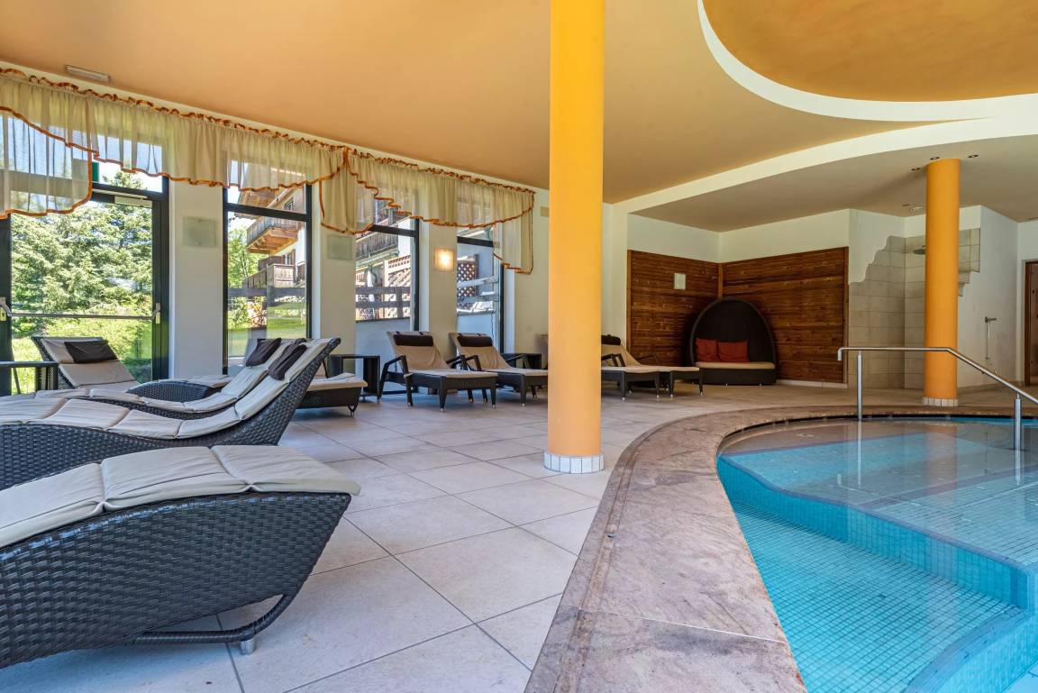 50 평방 미터 아파트  ∙ 침실 1개 ∙ 게스트 4명 - Urtijëi