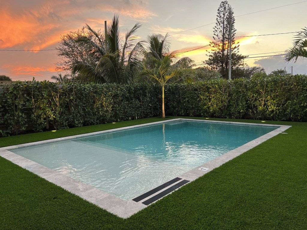 160 M² House ∙ 3 Bedrooms ∙ 6 Guests - Delray Beach, FL