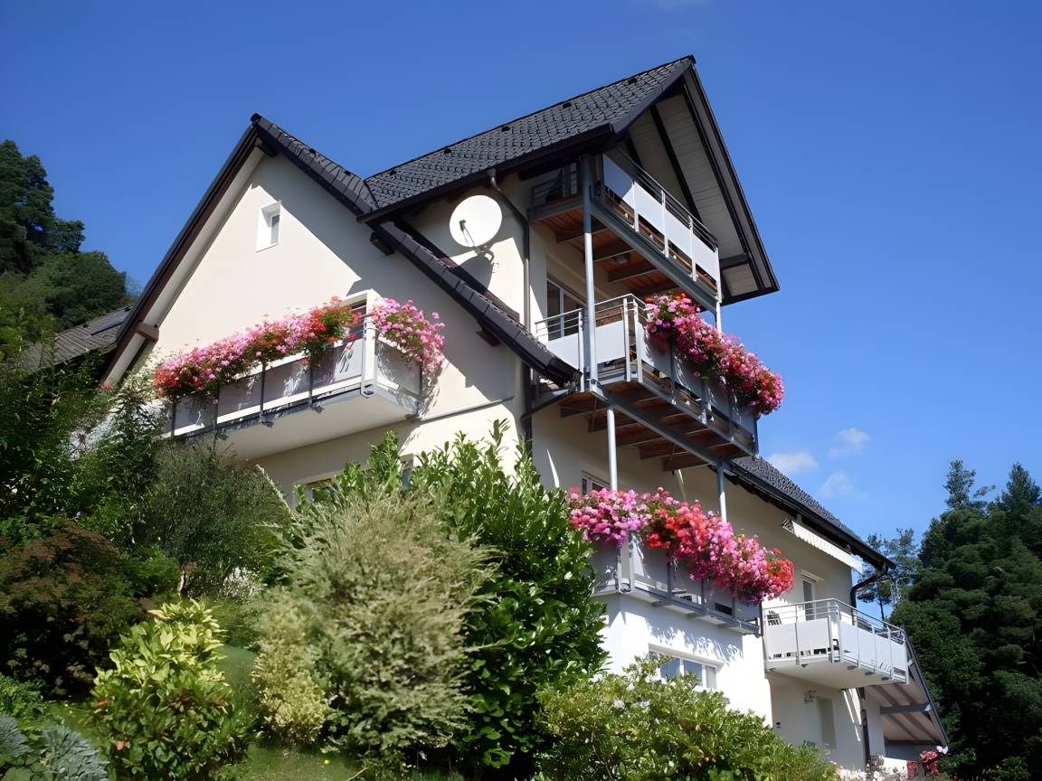 100 M² Appartement ∙ 3 Chambres ∙ 6 Personnes - Bad Herrenalb