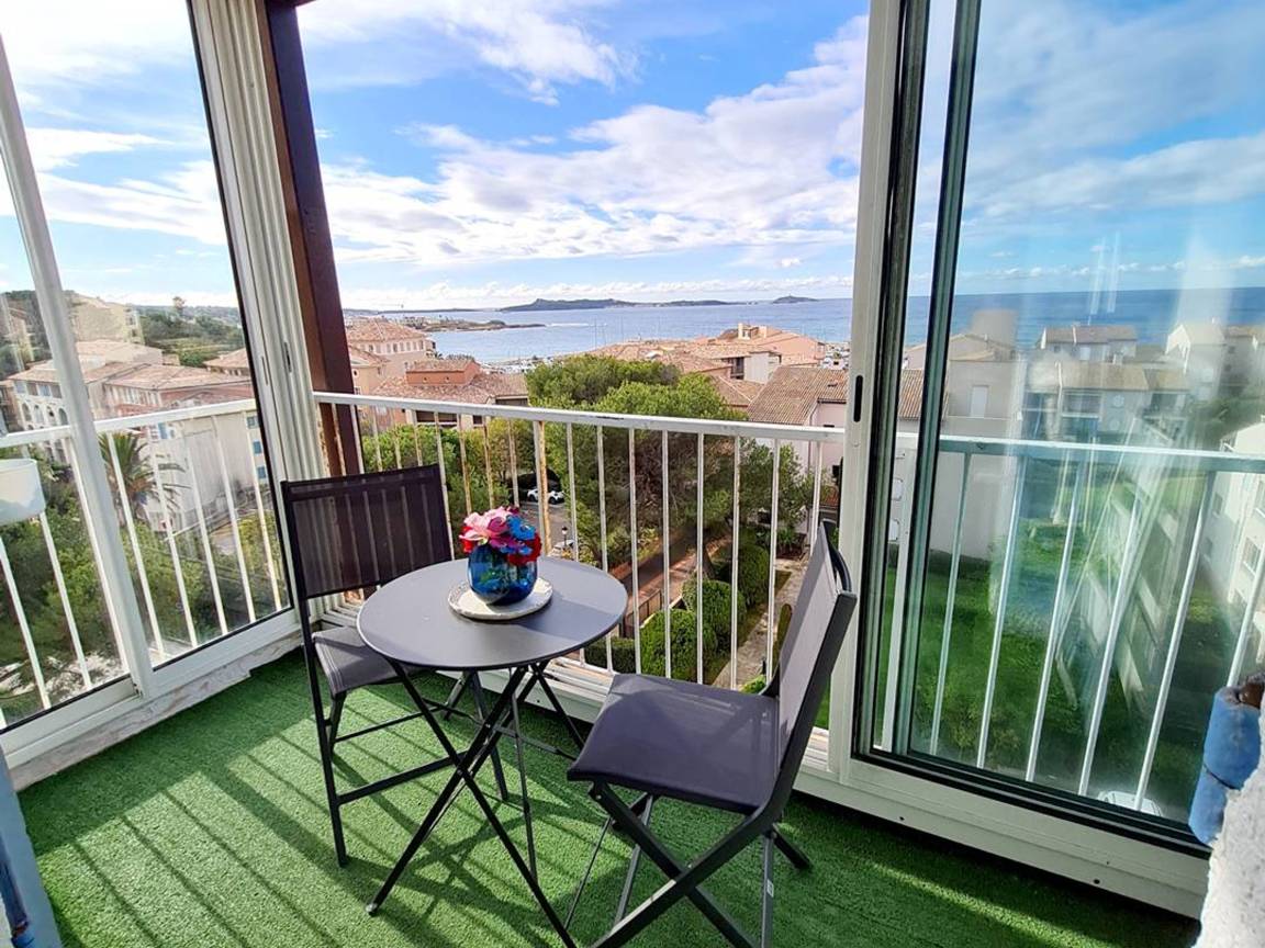 28 M² Appartement ∙ 1 Slaapkamer ∙ 2 Gasten - Bandol