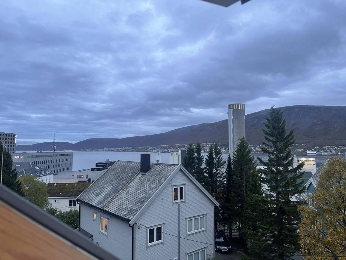 75 M² Apartamento ∙ 2 Habitaciones ∙ 8 Huéspedes - Tromsø