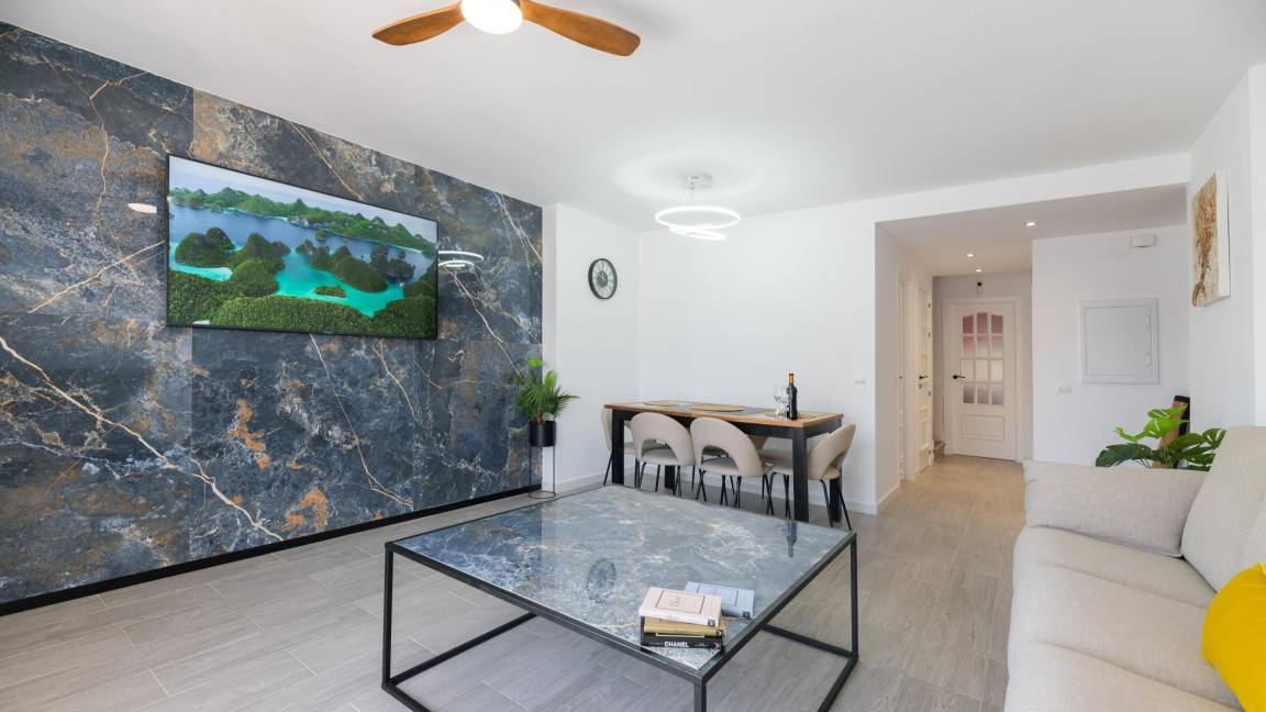 240 M² Villa ∙ 5 Slaapkamers ∙ 10 Gasten - Marbella