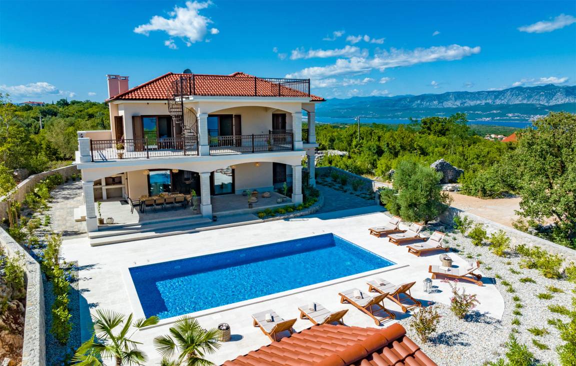 316 M² Ferienhaus ∙ 4 Schlafzimmer ∙ 8 Gäste - Vrbnik
