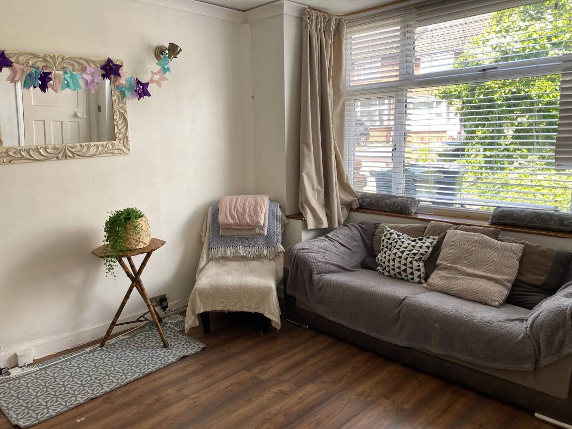 73 M² House ∙ 2 Bedrooms ∙ 4 Guests - Luton