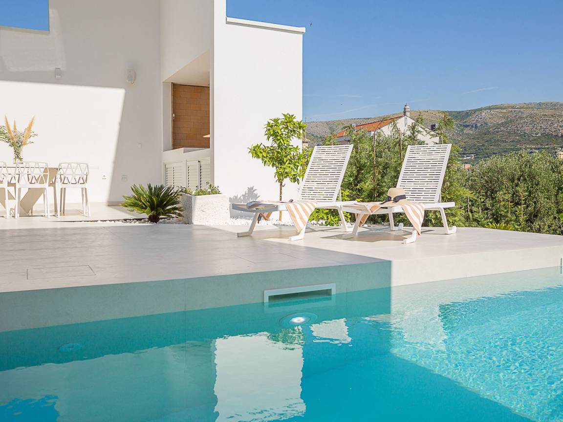 350 M² Villa ∙ 4 Schlafzimmer ∙ 8 Gäste - Trogir