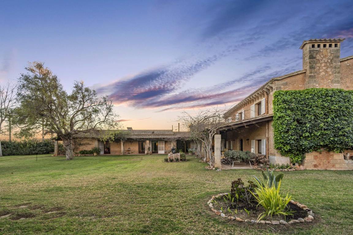 600 M² Ferienhaus ∙ 12 Schlafzimmer ∙ 12 Gäste - Palma