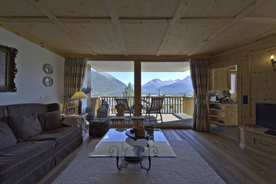 130 M² Ferienwohnung ∙ 3 Schlafzimmer ∙ 8 Gäste - Zuoz