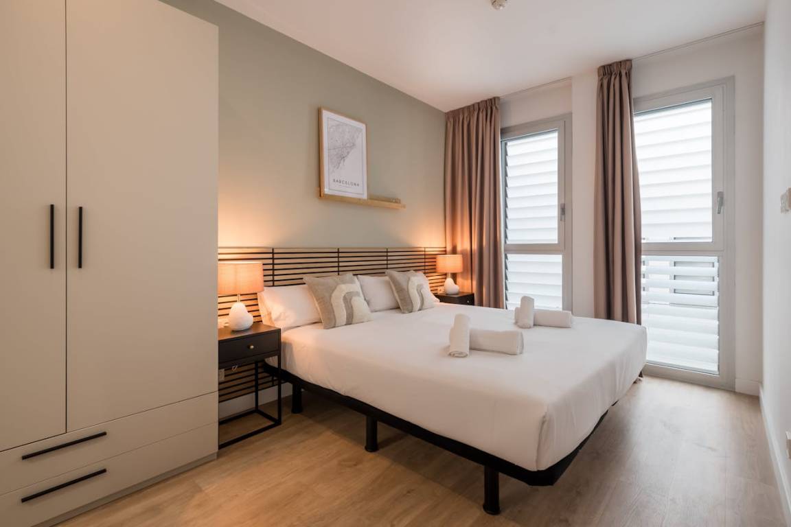 70 M² Apartment ∙ 3 Bedrooms ∙ 4 Guests - L'Hospitalet de Llobregat