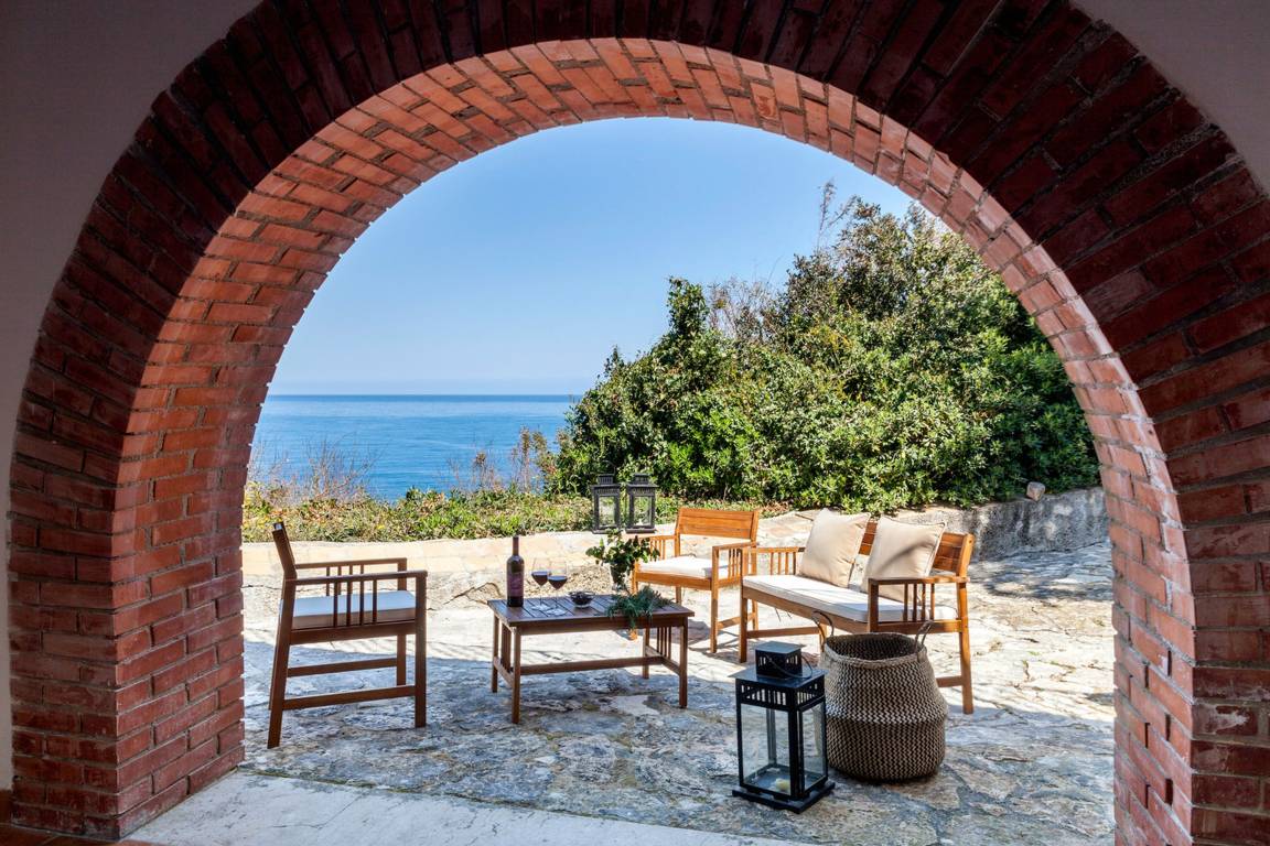 280 M² Villa ∙ 4 Bedrooms ∙ 8 Guests - Scopello