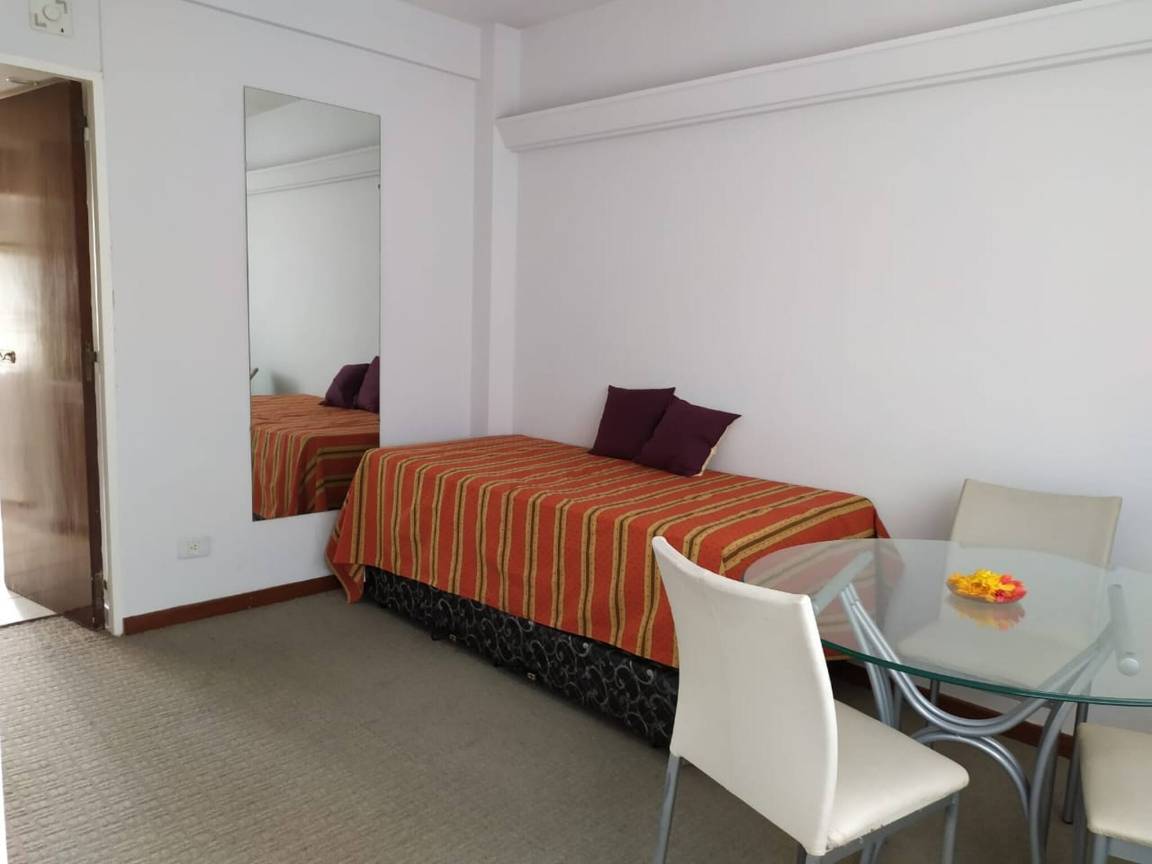 40 M² Huoneisto ∙ 2 Makuuhuonetta ∙ 4 Vierasta - Buenos Aires