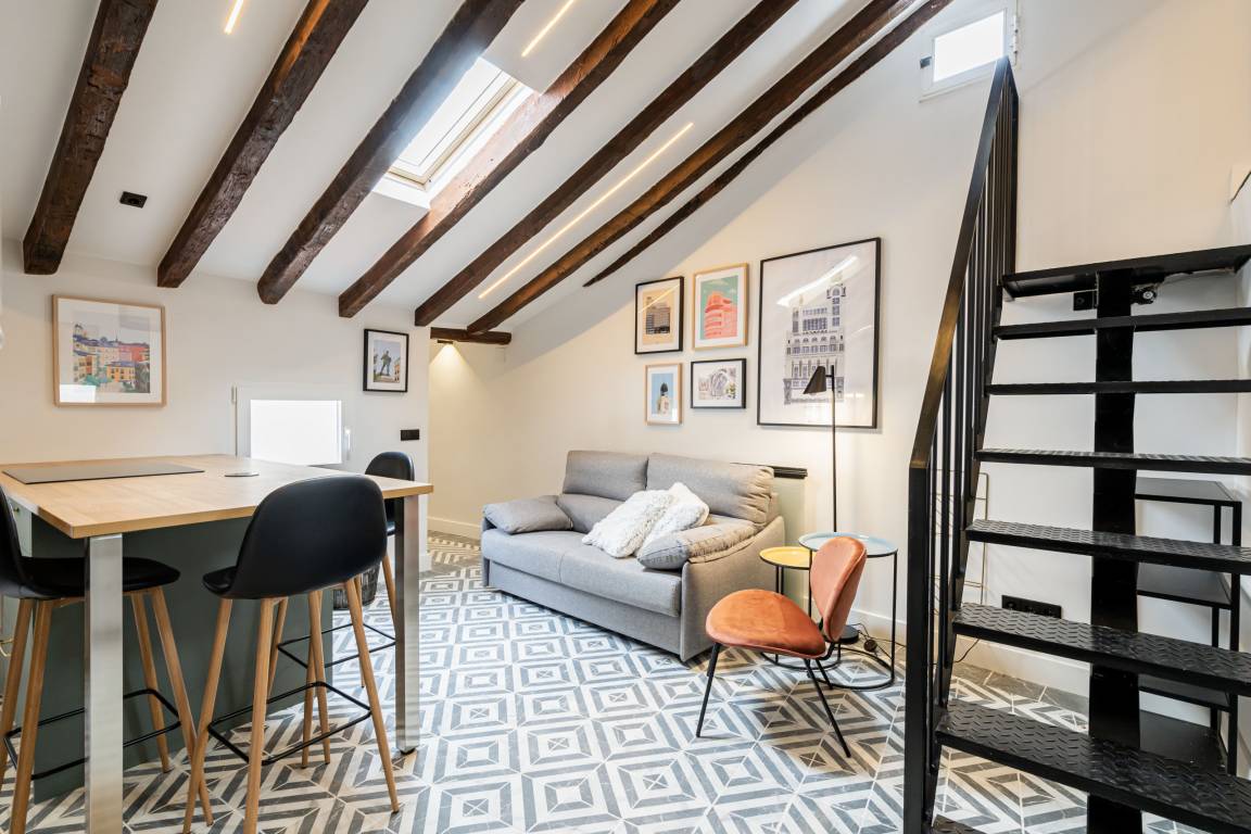 53 M² Apartamento ∙ 2 Habitaciones ∙ 4 Huéspedes - Barcelona