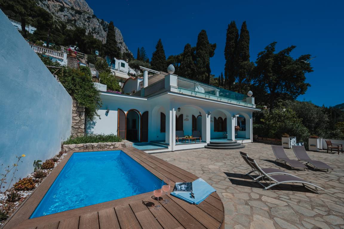 250 M² Villa ∙ 3 Habitaciones ∙ 5 Huéspedes - Isla de Capri