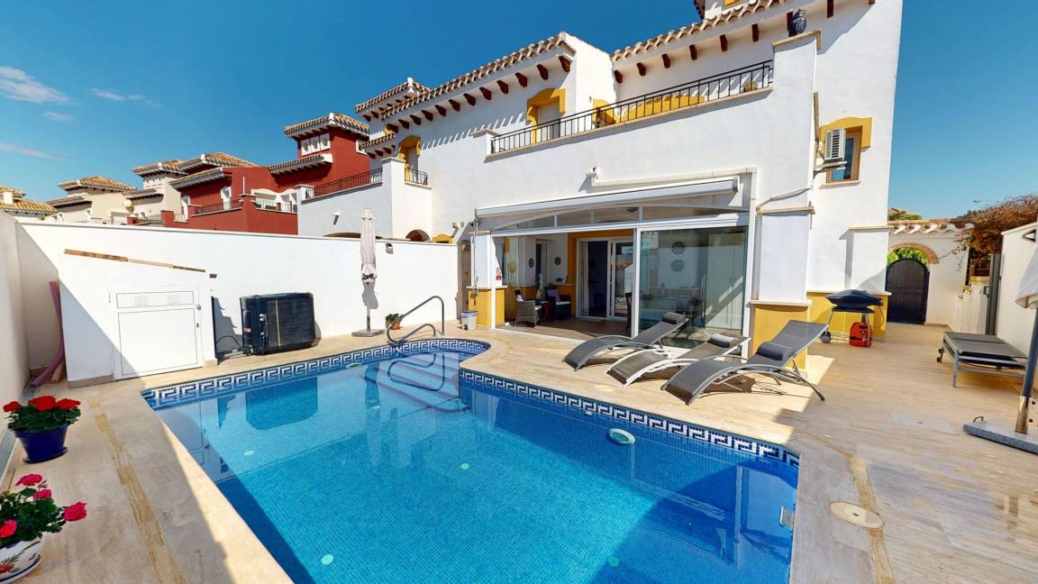 109 M² Villa ∙ 2 Habitaciones ∙ 4 Huéspedes - Los Alcázares