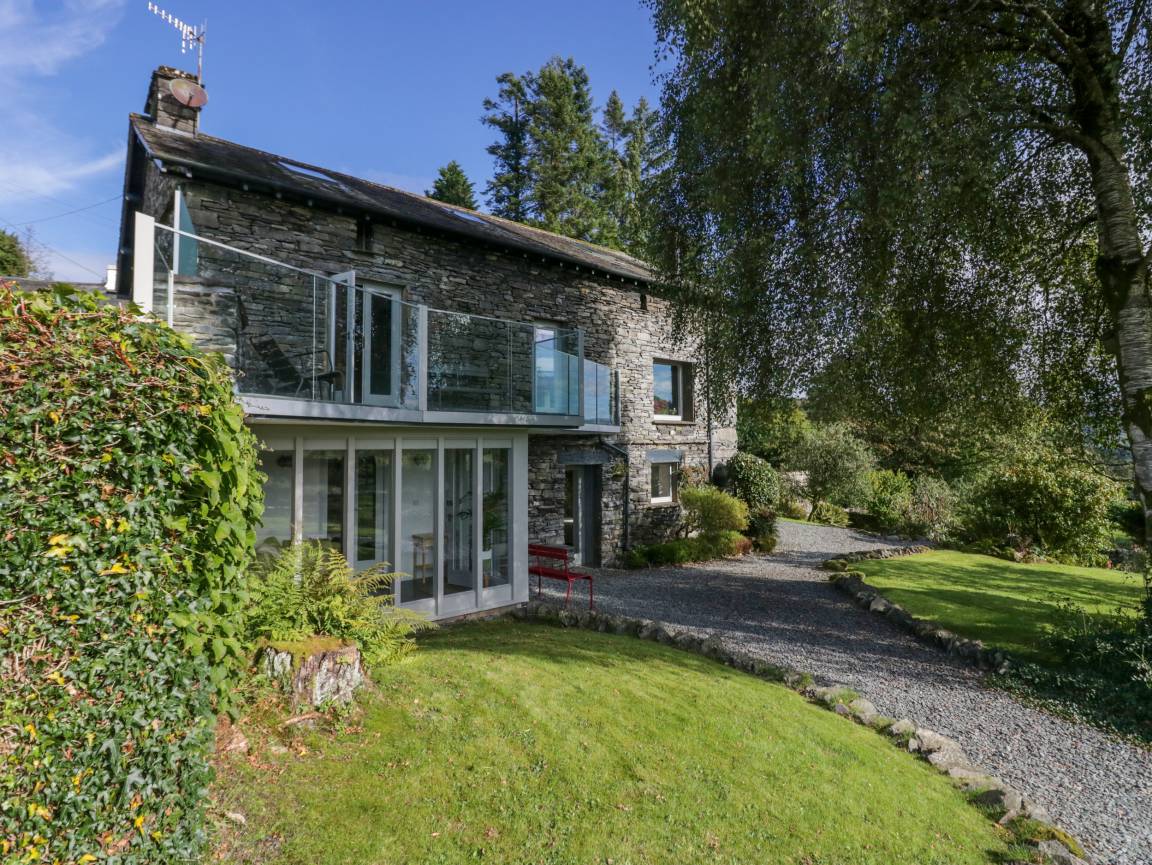 Cottage ∙ 4 Bedrooms ∙ 8 Guests - Elterwater