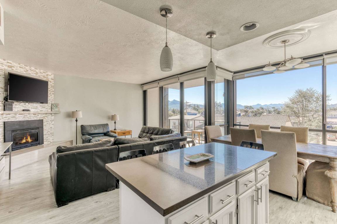 130 M² Apartment ∙ 2 Bedrooms ∙ 4 Guests - Cannon Beach, OR