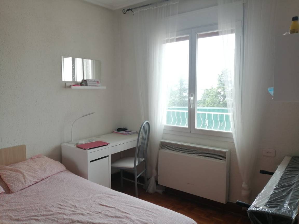 80 M² Habitación Privada ∙ 1 Habitación ∙ 1 Huésped - Pamplona