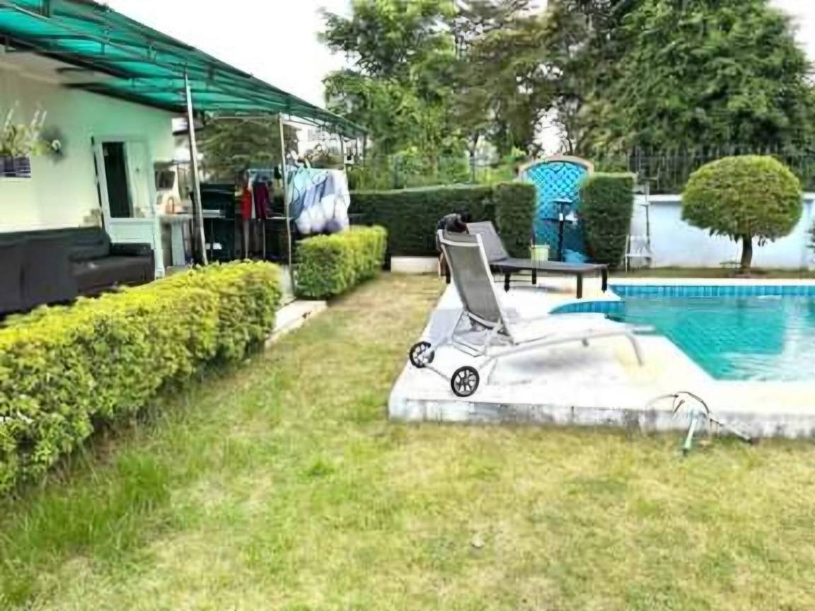 684 M² Ferienhaus ∙ 3 Schlafzimmer ∙ 7 Gäste - Pattaya