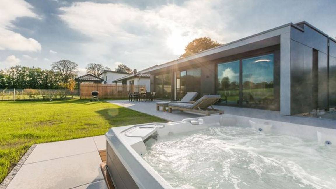 140 M² Ferienhaus ∙ 3 Schlafzimmer ∙ 6 Gäste - Mecklenburgische Seenplatte