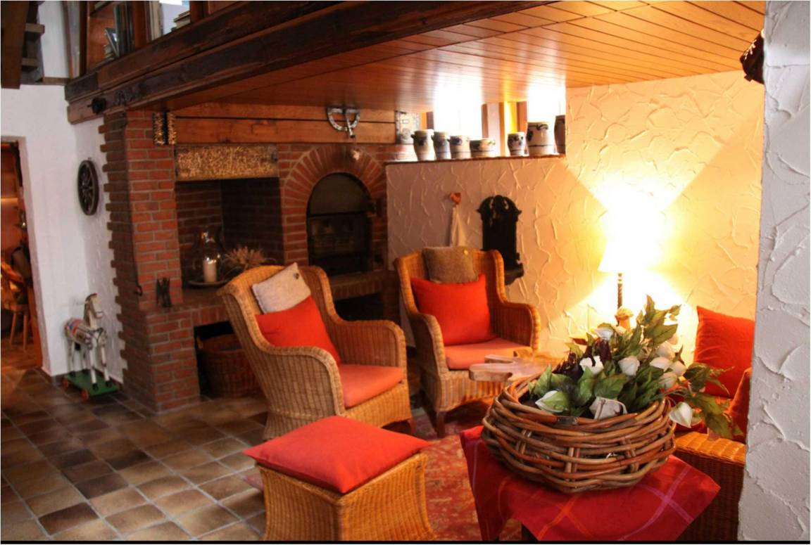 140 M² House ∙ 4 Bedrooms ∙ 7 Guests - Michelstadt