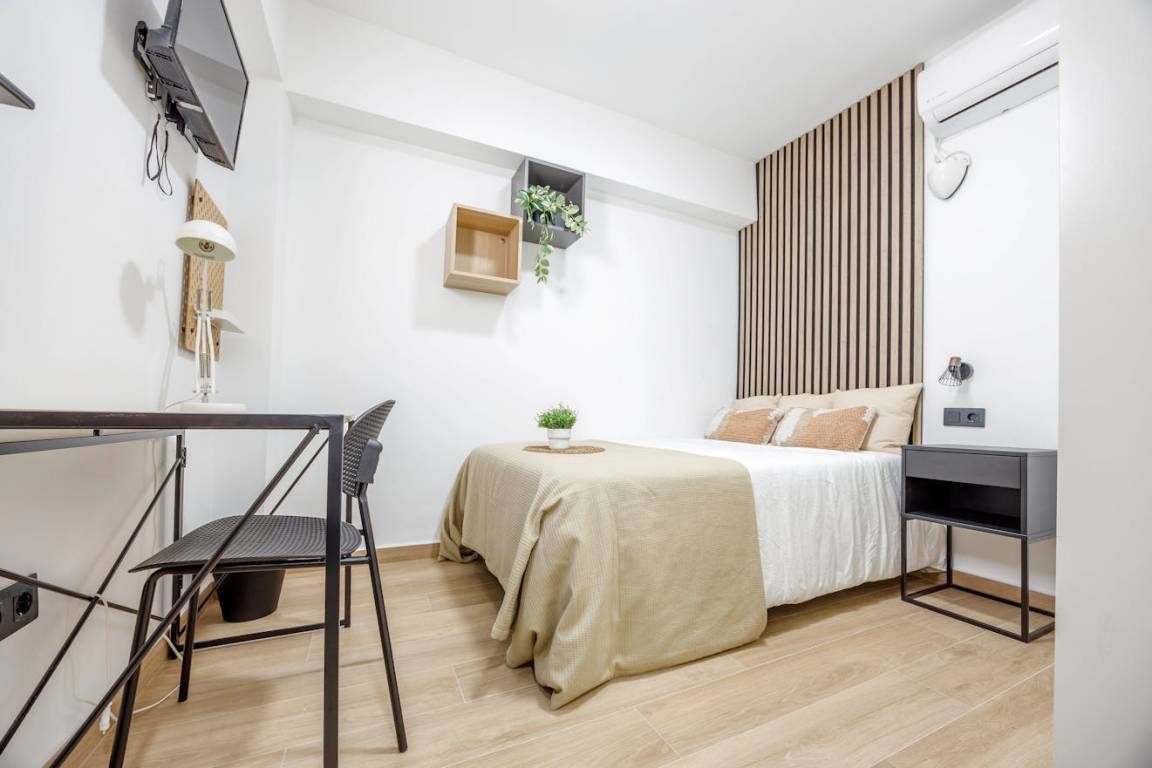 180 M² Private Room ∙ 1 Bedroom ∙ 7 Guests - Valencia