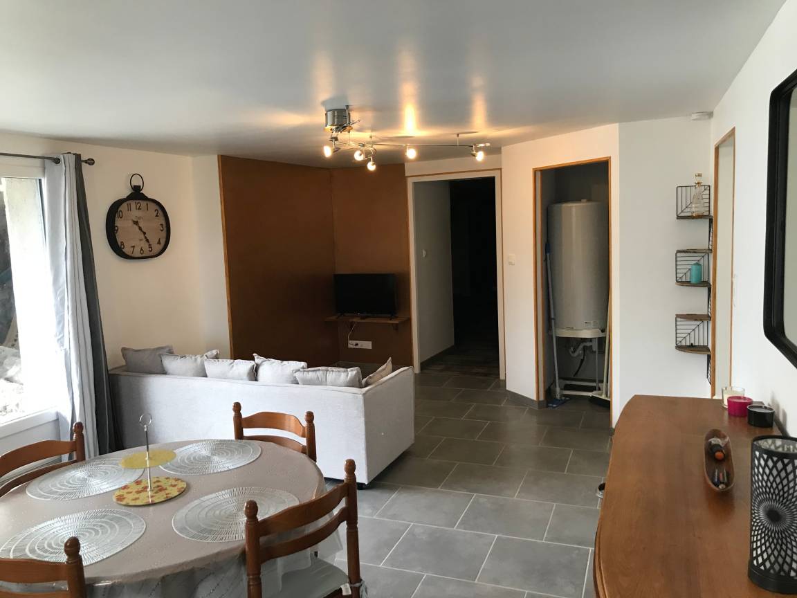 50 M² Appartement ∙ 2 Chambres ∙ 4 Personnes - Brives-Charensac