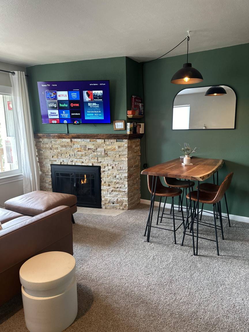 92 M² Appartement En Copropriété ∙ 2 Chambres ∙ 5 Personnes - Genoa, NV