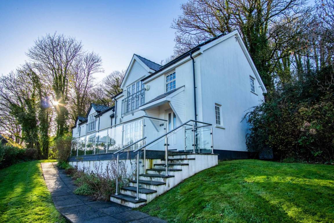 65 M² Cottage ∙ 1 Bedroom ∙ 2 Guests - Tenby