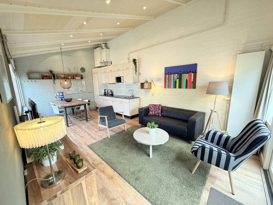 40 M² Bungalow ∙ 2 Bedrooms ∙ 4 Guests - Aachen