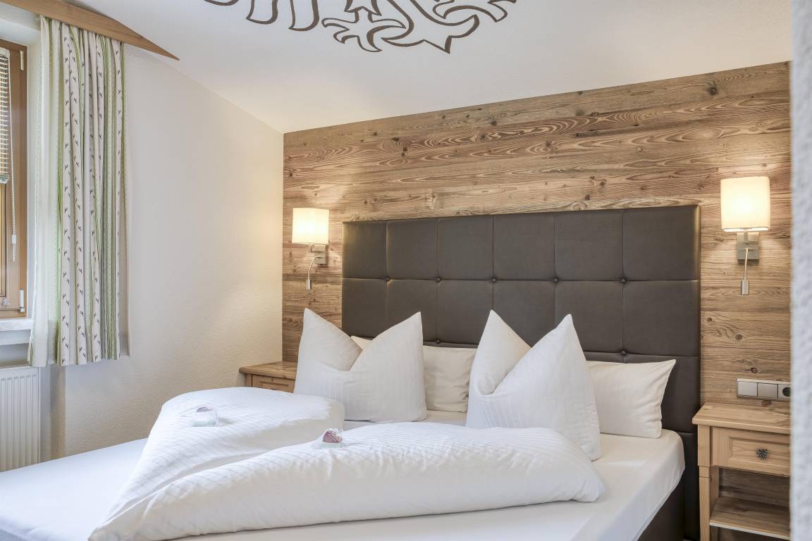 Hotel ∙ 1 Bedroom ∙ 3 Guests - Samnaun