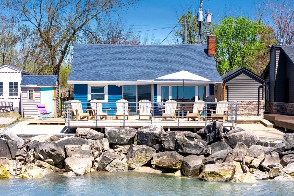 House ∙ 2 Bedrooms ∙ 6 Guests - Kingsville