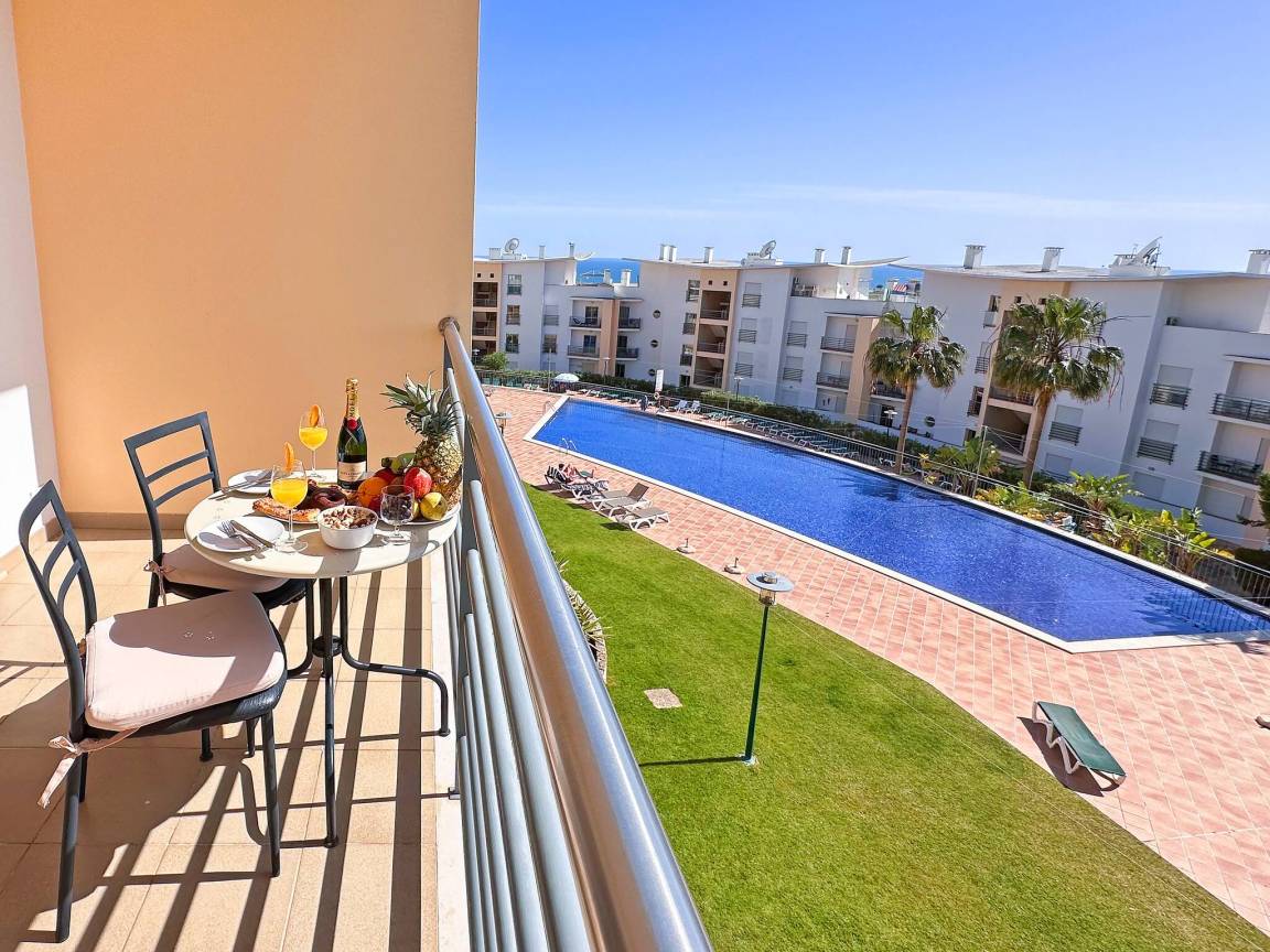 97 M² Apartment ∙ 2 Bedrooms ∙ 4 Guests - Armação de Pêra
