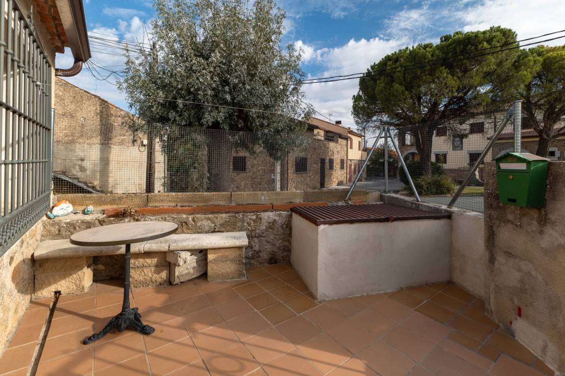 106 M² House ∙ 3 Bedrooms ∙ 6 Guests - Segovia