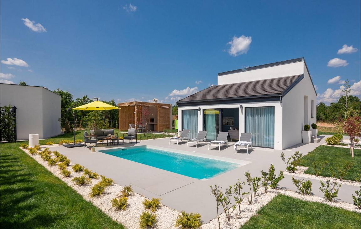 100 M² Casa ∙ 2 Habitaciones ∙ 4 Huéspedes - Knin