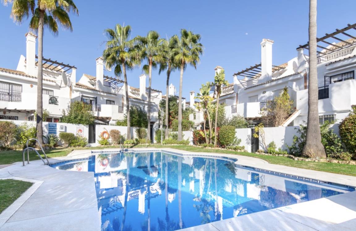 205 M² House ∙ 3 Bedrooms ∙ 6 Guests - Puerto Banús