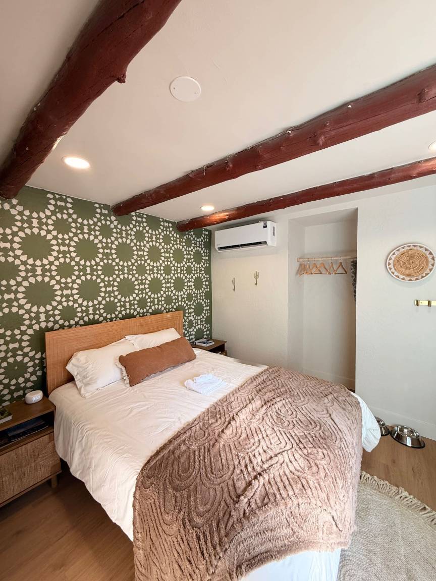 House ∙ 1 Bedroom ∙ 2 Guests - Manitou Springs, CO